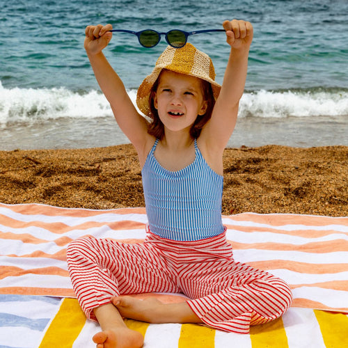 Cómo proteger los ojos del sol en bebés y niños: guía práctica | www ...